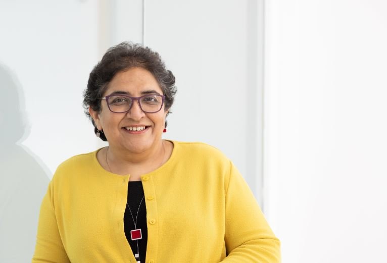 Sadaf Farooqi claims prestigious endocrinology award | CUH